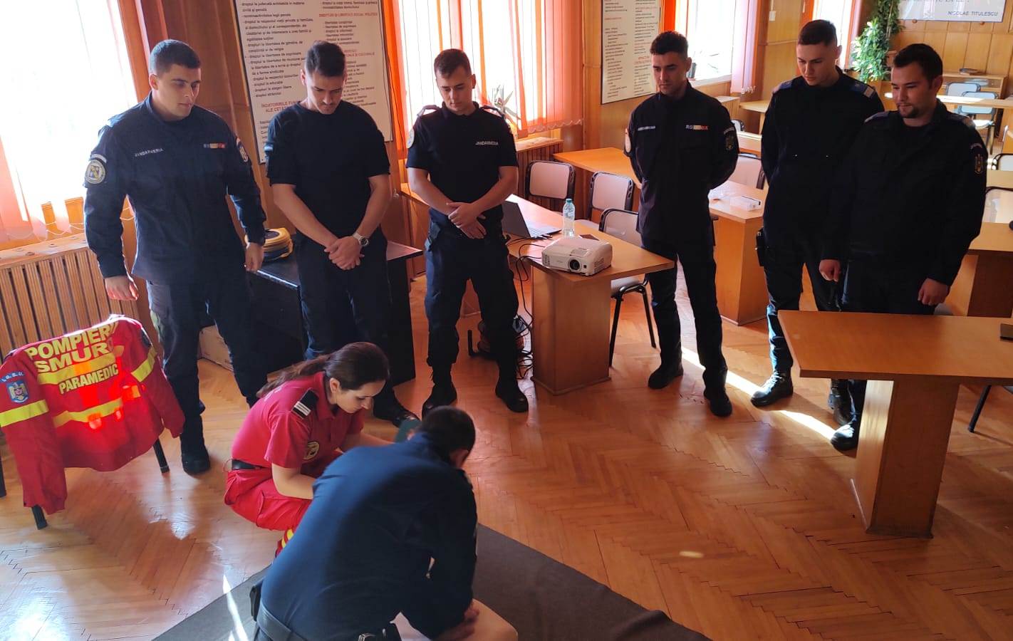 Au primit instructaj: Jandarmii Brigăzii Mobile Constanța vor acorda ...